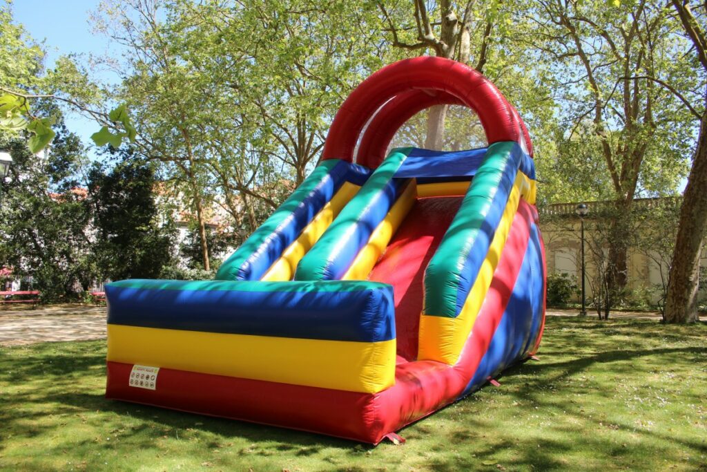 TOP 3 - Insufláveis - Supimpa Kids